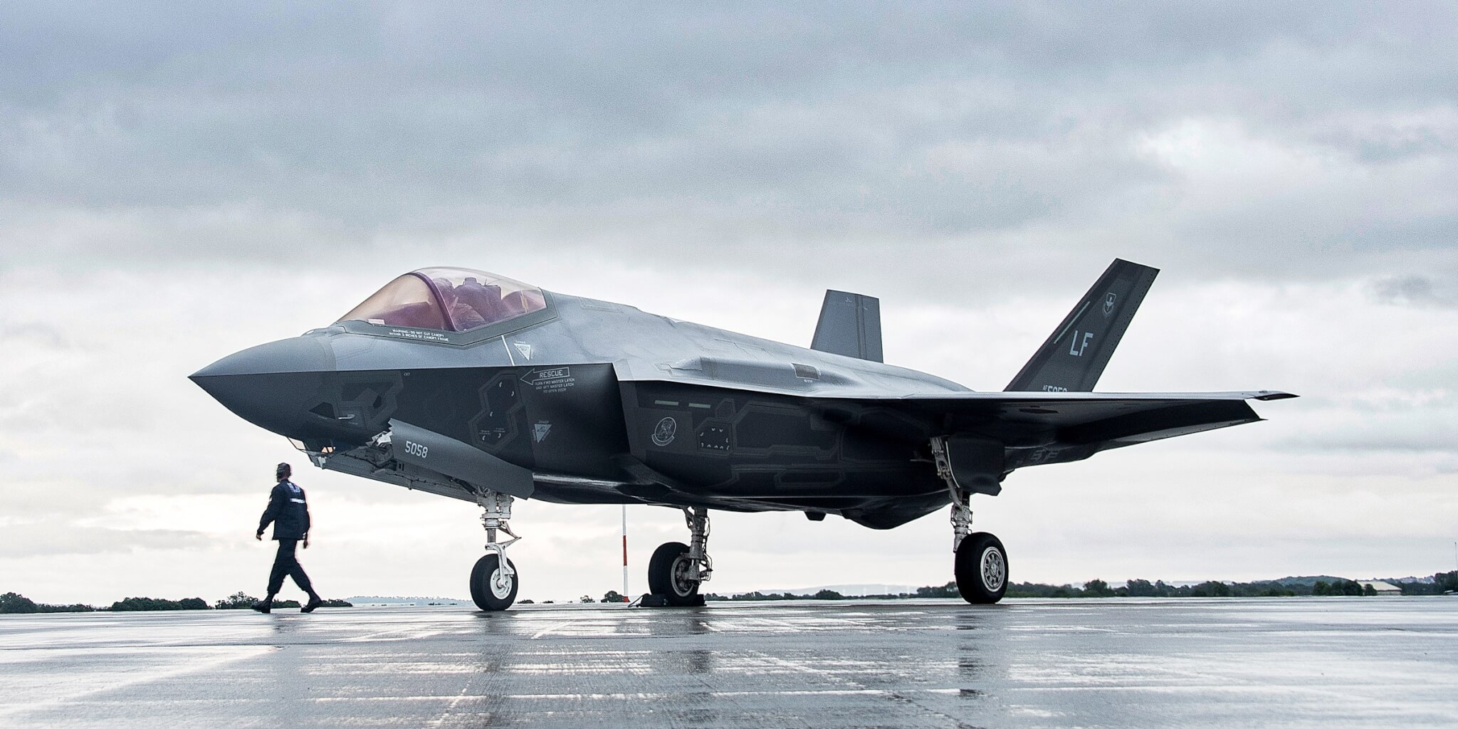 F35A-FeatureArt - PEI Web